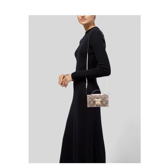 Gucci | Bags | Gucci Brownbeige Gg Supreme Canvas Berry Print Mini ...